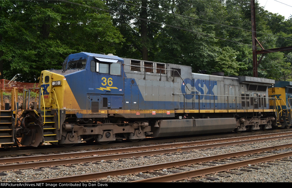 CSX AC44CW 36 on Q418-07